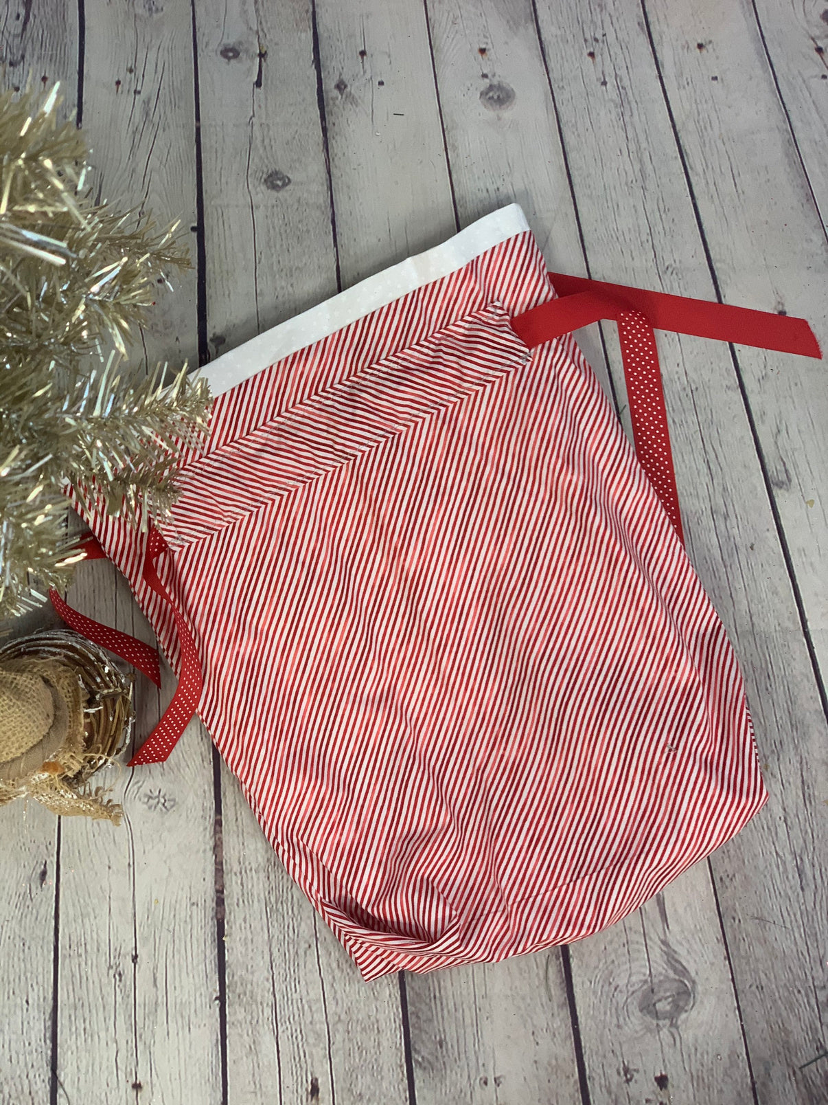 Small Reusable Christmas Gift Bag | Santa Bag | Reusable wrapping | Fa ...